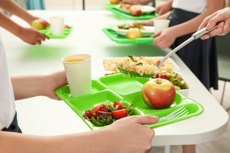 Waltham Public Schools offers meals at no cost for students – Waltham Times