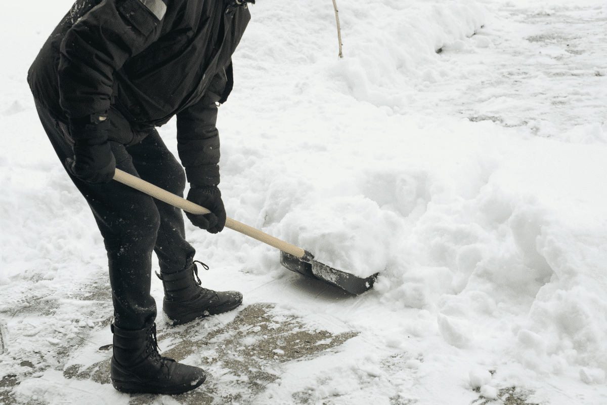 Snow removal ordinance update proposed – Waltham Times