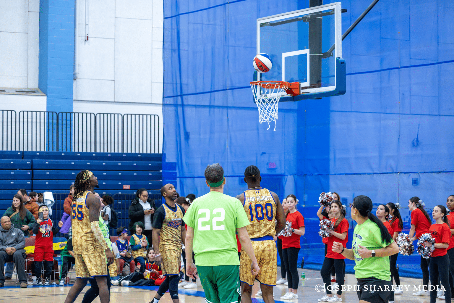 Harlem Wizards vs. Waltham Hawkstars had the gym buzzing at hoop ...