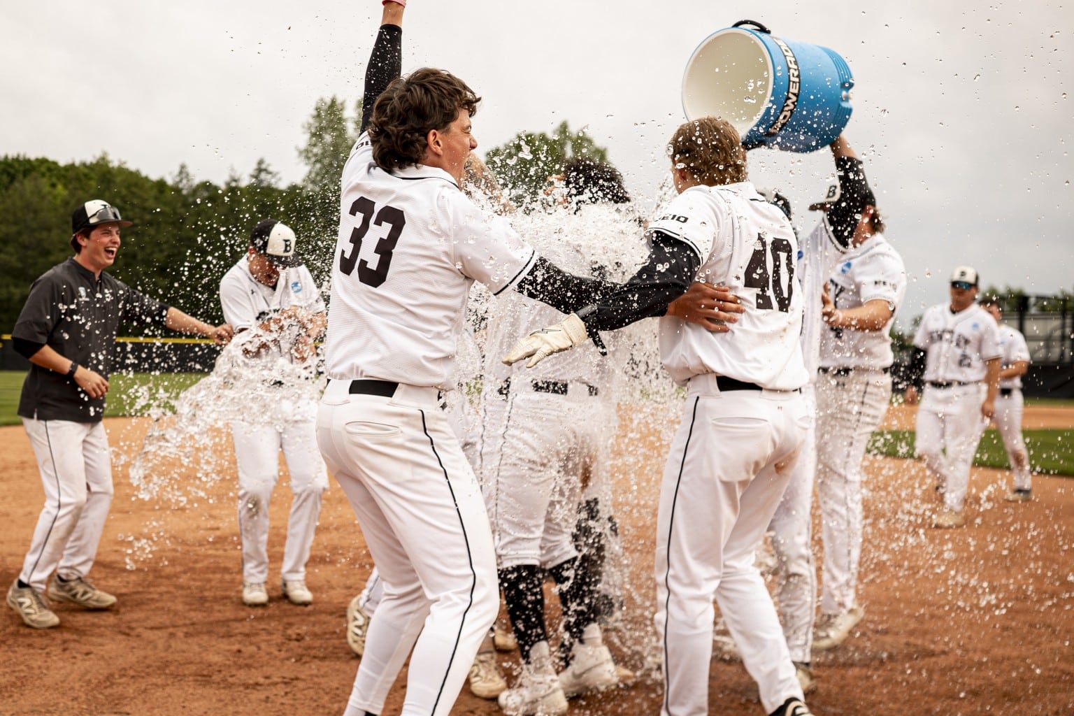 Bentley stuns Molloy in dramatic walk-off to reach Division II World ...