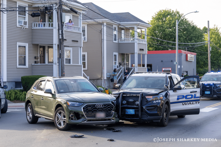 Police cruiser involved in two-car crash at Pond and Lexington ...